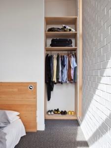 85 Closets Pequenos Inspiradores: Soluções e Ideias