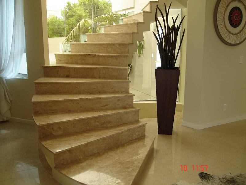 50 Escadas de Granito Elegantes para você se Inspirar