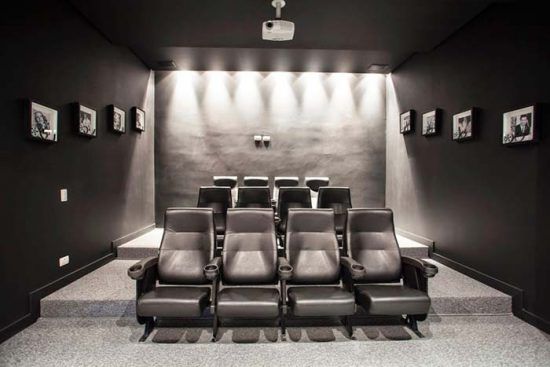 Cinema em Casa: 70 Salas de Cinema Perfeitas + Dicas Práticas