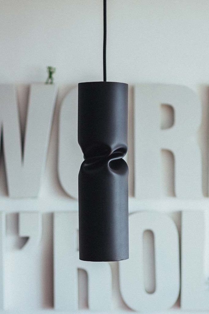 Luminária de PVC: saiba como fazer e veja modelos criativos