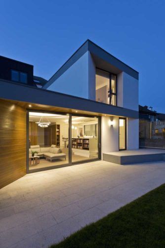 Platibanda: O que é, Para que Serve, Diferença entre Beiral e Fotos