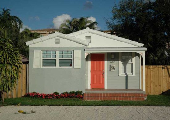 Mini Casa: 60 Ideias e Projetos (Por Dentro e Por Fora)