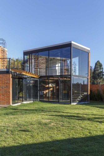 Steel Frame: O que é, Vantagens, Desvantagens e Fotos