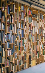 Estante de Livros: 60 Ideias e Inspirações Para Decorar