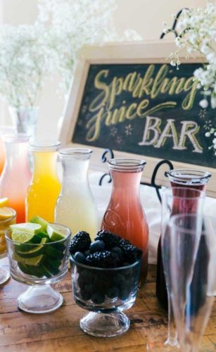 Chá Bar: O que é, Como Organizar, Lista de Presentes e Decoração