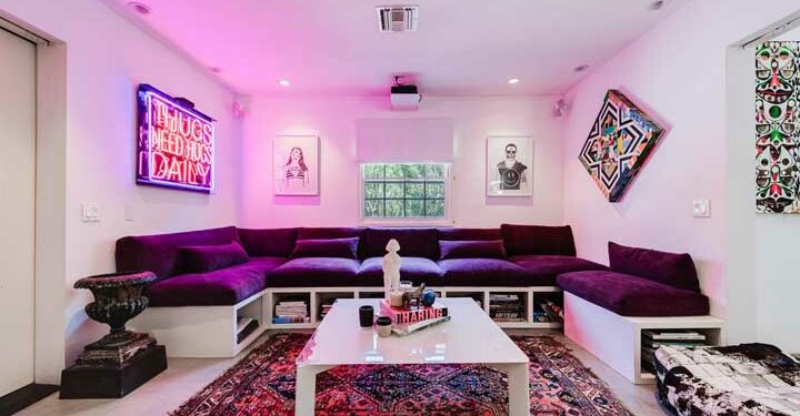 Sofá Roxo: Tipos, Dicas Para Escolher e Fotos Incríveis
