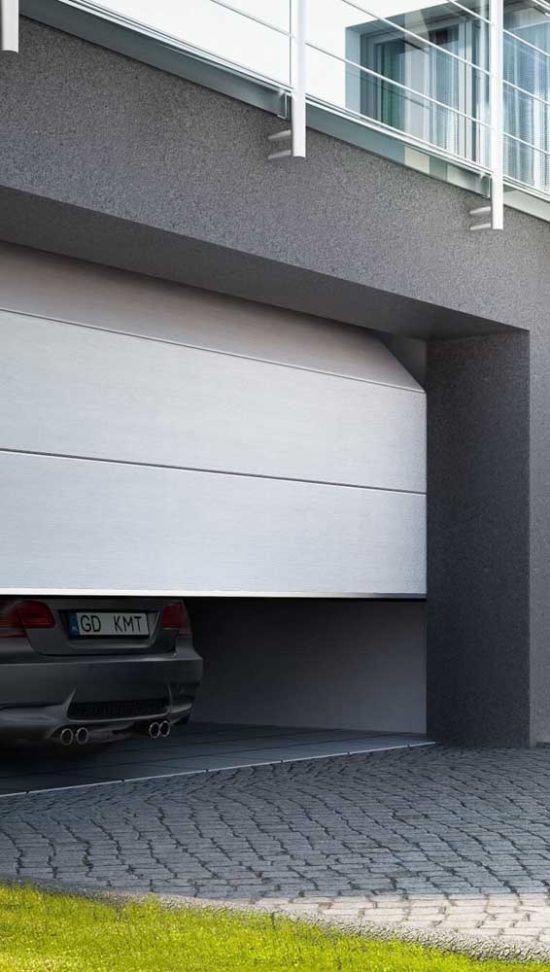 Portão Basculante: O Que É, Vantagens, Dicas e Fotos Inspiradoras