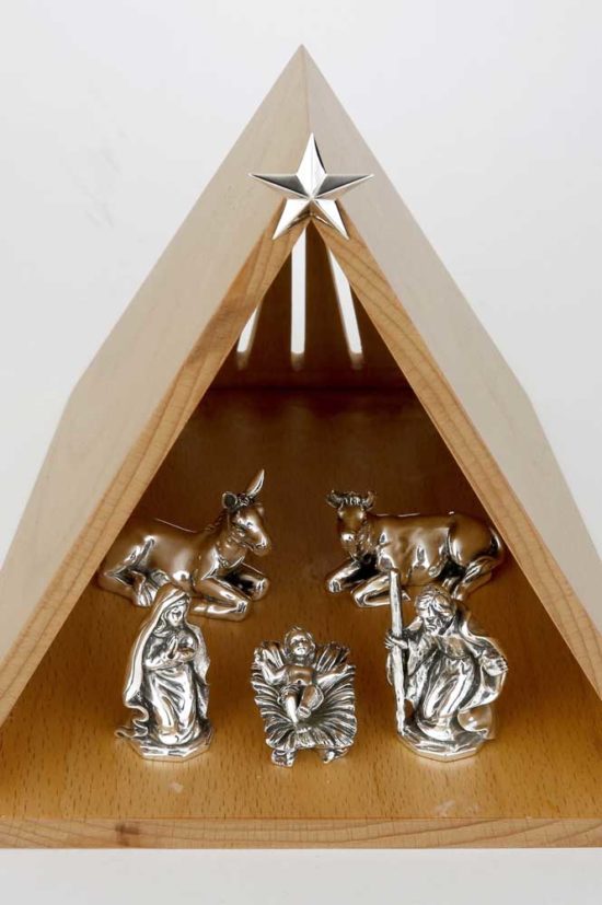 Presépio: o que é, origem, significado das peças e como usar na decoração?