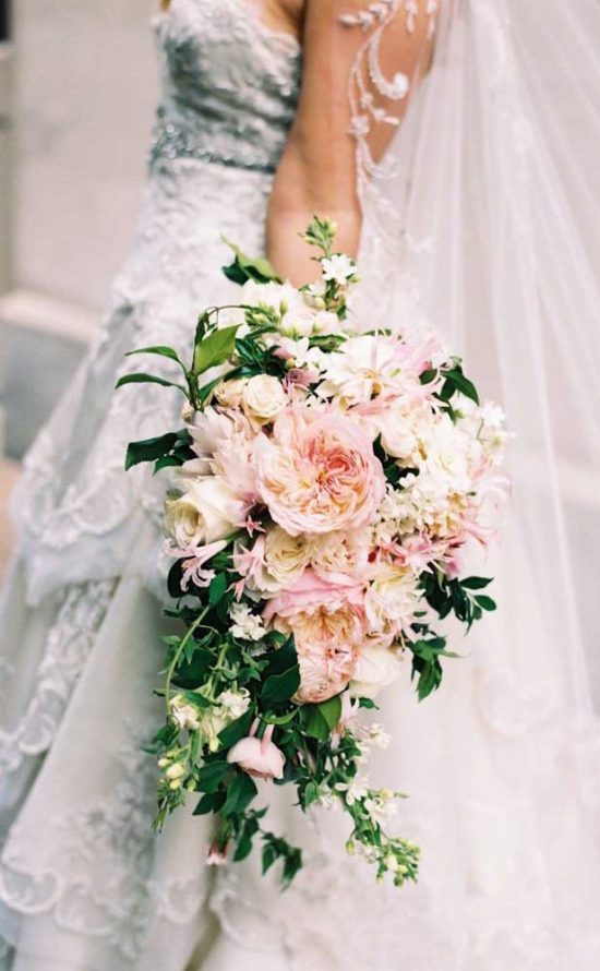 Buquê de Flores: Significado, Como Fazer, Quanto Custa e Fotos