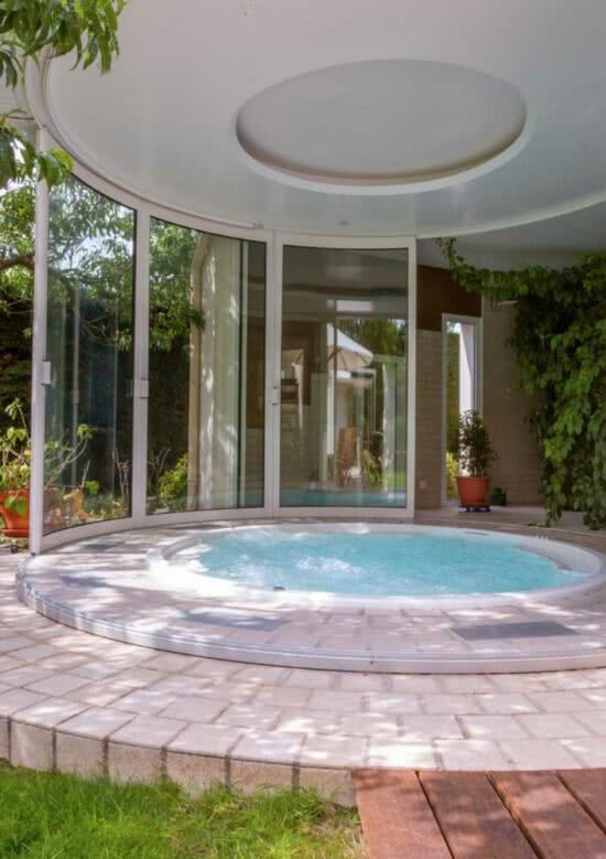 Jacuzzi: O que é? Benefícios, Vantagens, Dicas e Fotos Incríveis