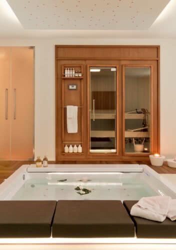 Jacuzzi: O que é? Benefícios, Vantagens, Dicas e Fotos Incríveis