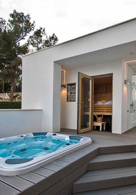 Jacuzzi: O que é? Benefícios, Vantagens, Dicas e Fotos Incríveis