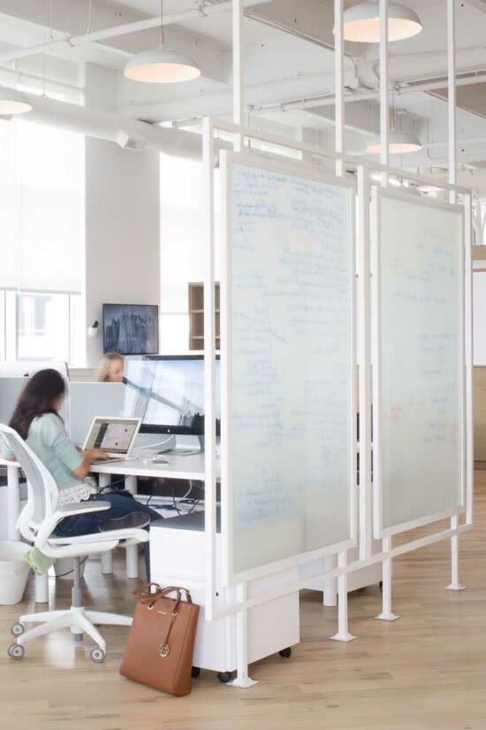 Divisória de Escritório: Como Escolher, Dicas e Fotos Incríveis