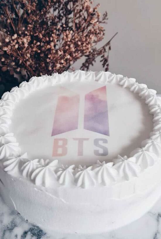 Bolo BTS: Tipos, Dicas e Fotos para Preparar o seu no Estilo da Banda