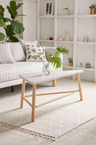 Mesa Triangular: 51 Modelos Lindos para Decorar Ambientes