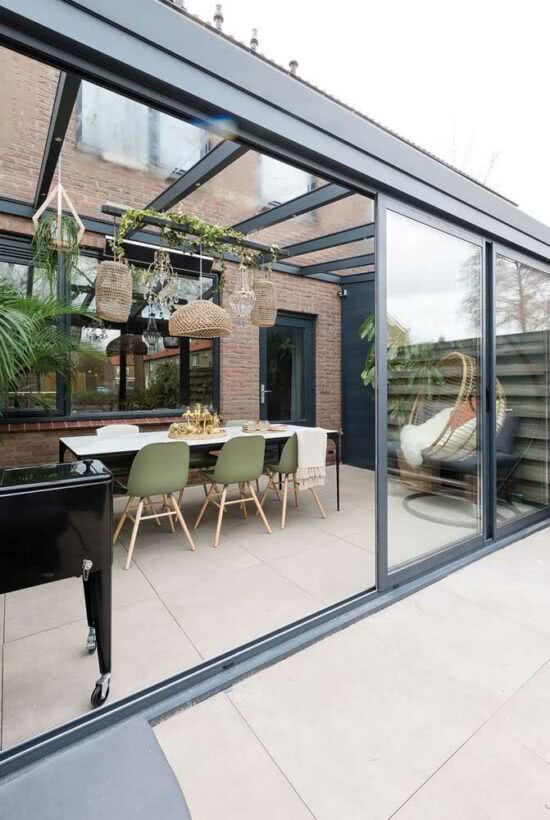 Pergolado de Vidro: O que é, Vantagens, Dicas e Fotos para se Inspirar