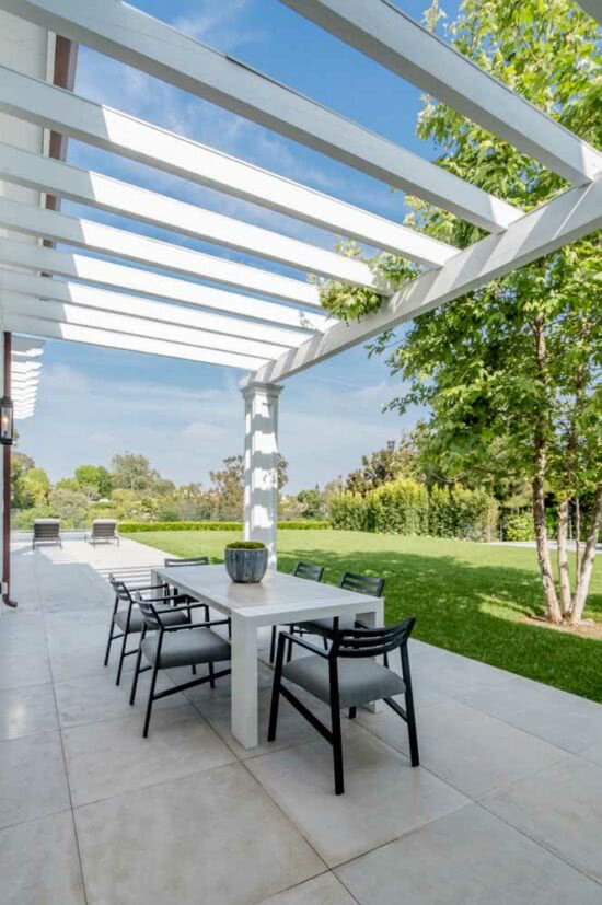 Pergolado de Vidro: O que é, Vantagens, Dicas e Fotos para se Inspirar