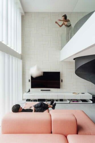 TV na Parede: Como colocar, Tipos de suporte e Fotos para se inspirar