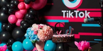 Festa Tik Tok: 50 Ideias e Fotos lindas para Decorar com o Tema