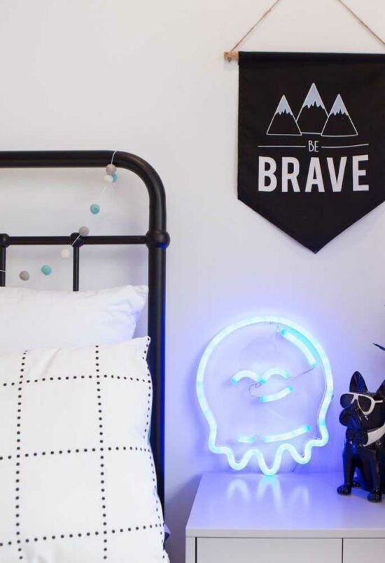 Quarto Neon: 50 Ideias Eletrizantes que Chamarão sua Atenção
