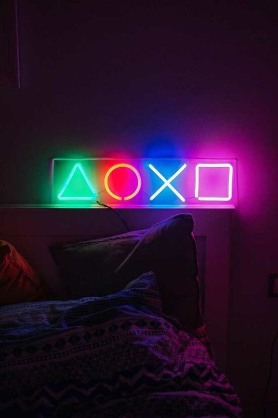 Quarto Neon: 50 Ideias Eletrizantes que Chamarão sua Atenção