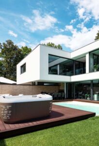 Jacuzzi Externa: O Que é, Vantagens, Dicas e 50 Fotos para se Inspirar