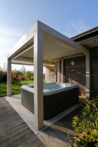 Jacuzzi Externa: O Que é, Vantagens, Dicas e 50 Fotos para se Inspirar