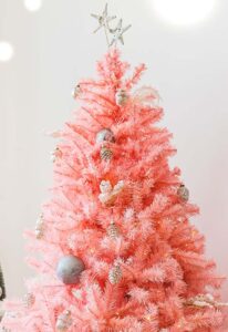Árvore de Natal rosa: 55 ideias perfeitas para montar a sua