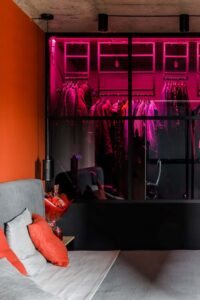 Rosa Choque: Como Usar a Cor na Decoração e 50 Fotos