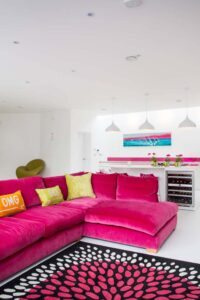 Sofá Pink: Como Usar na Decoração e 50 Modelos