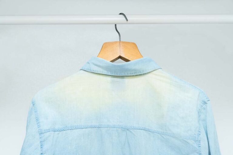 Roupa Desbotada: Motivos, Como Evitar e Recuperar a Cor
