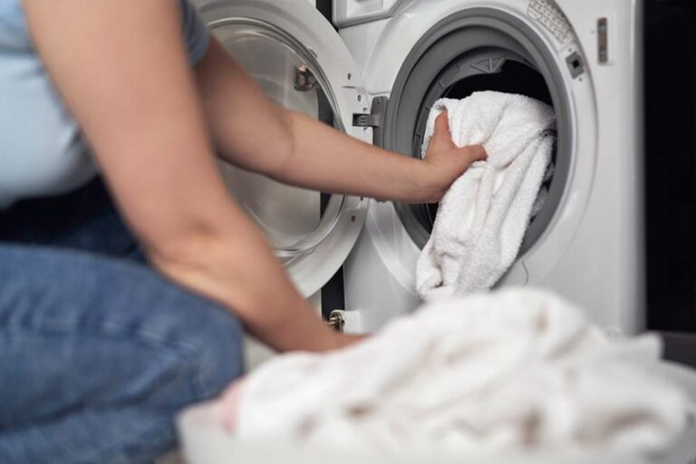 Como Secar a Roupa Rápido: 15 Truques para Agilizar sua Rotina