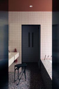 Cores Escuras: Como Usar na Decoração e 55 Ambientes Incríveis