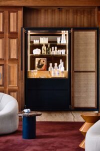 Cores Escuras: Como Usar na Decoração e 55 Ambientes Incríveis